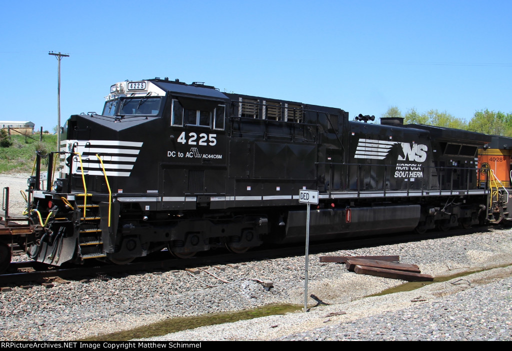 NS 4225